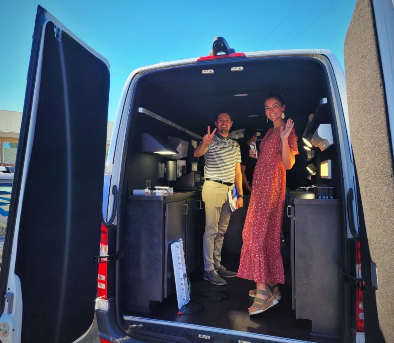 SLG Van Spotted at Graybar Pacific NW! – The Reeves Company – Lighting ...